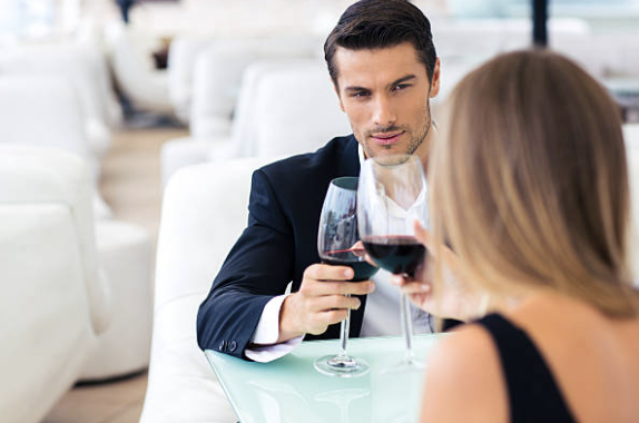 How to Attract a Sugar Daddy and Keep Him Interested - Sugar Dating 101